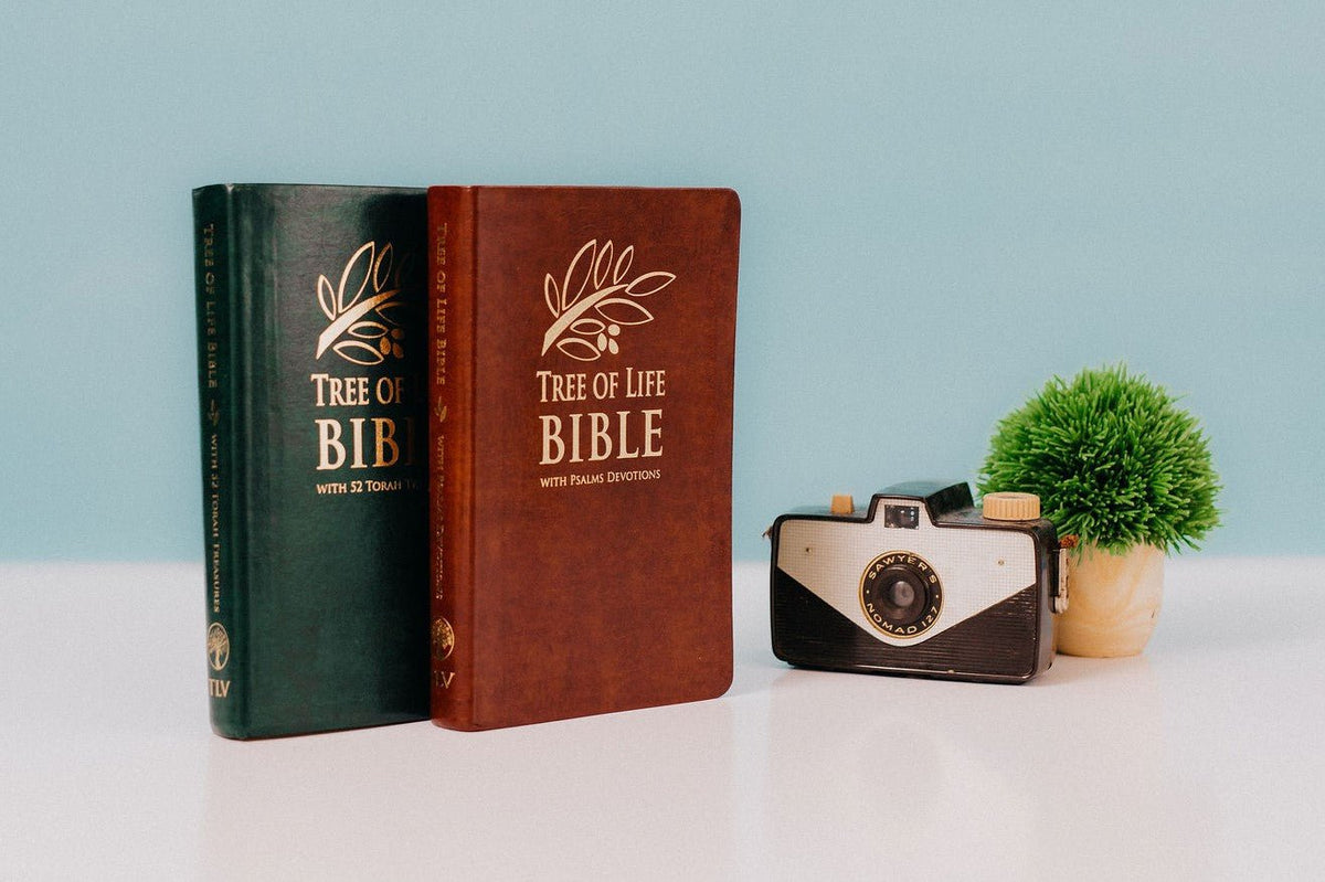 Devotional Bibles – Tree of Life Bible Society